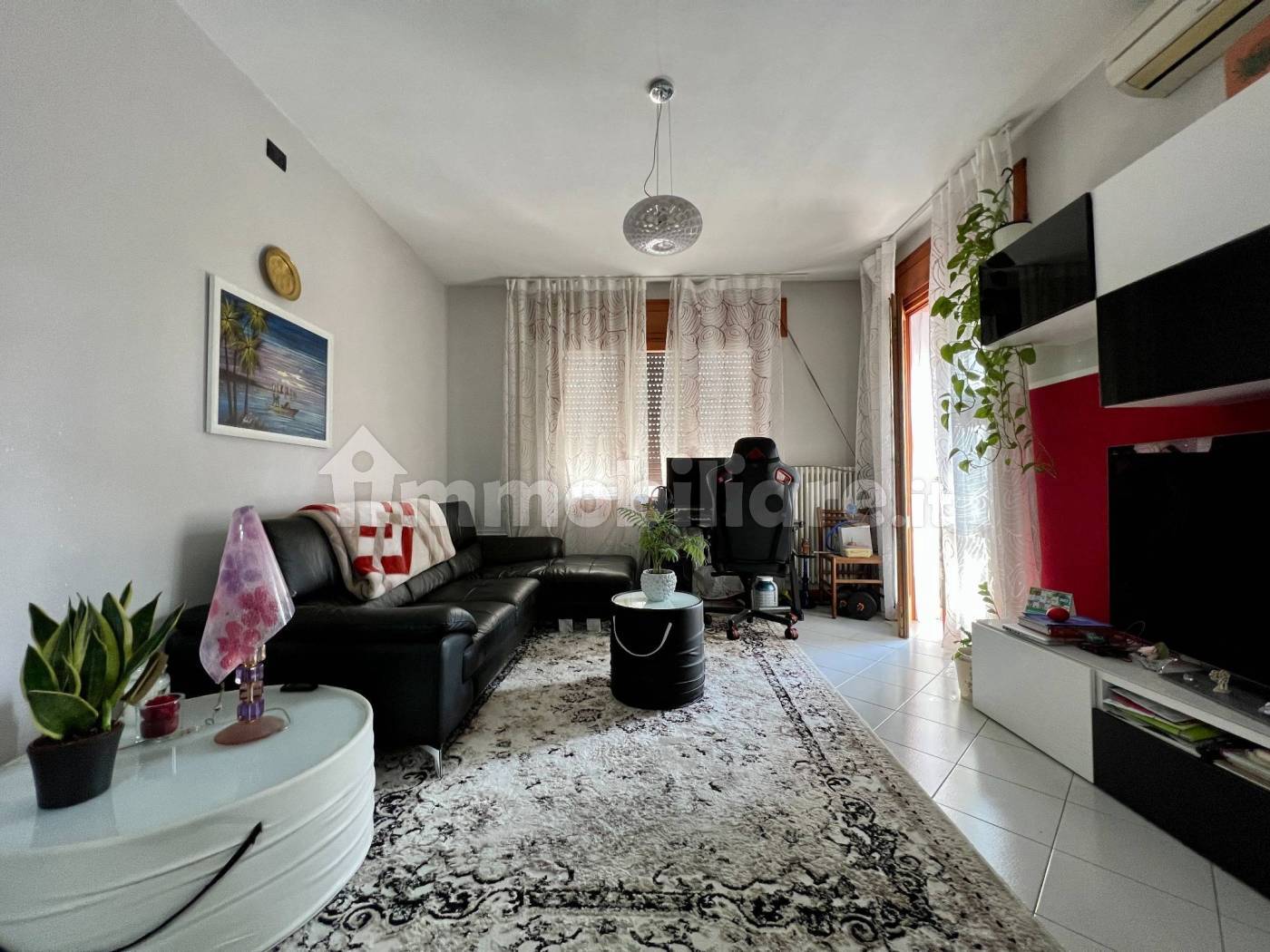 Quadrilocale piazza San Paolo 32, Montecchio Maggiore Alte Ceccato, Montecchio Maggiore