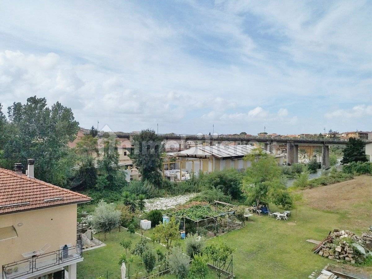 Bilocale via Tecchie, 1, Castagnola, Massa