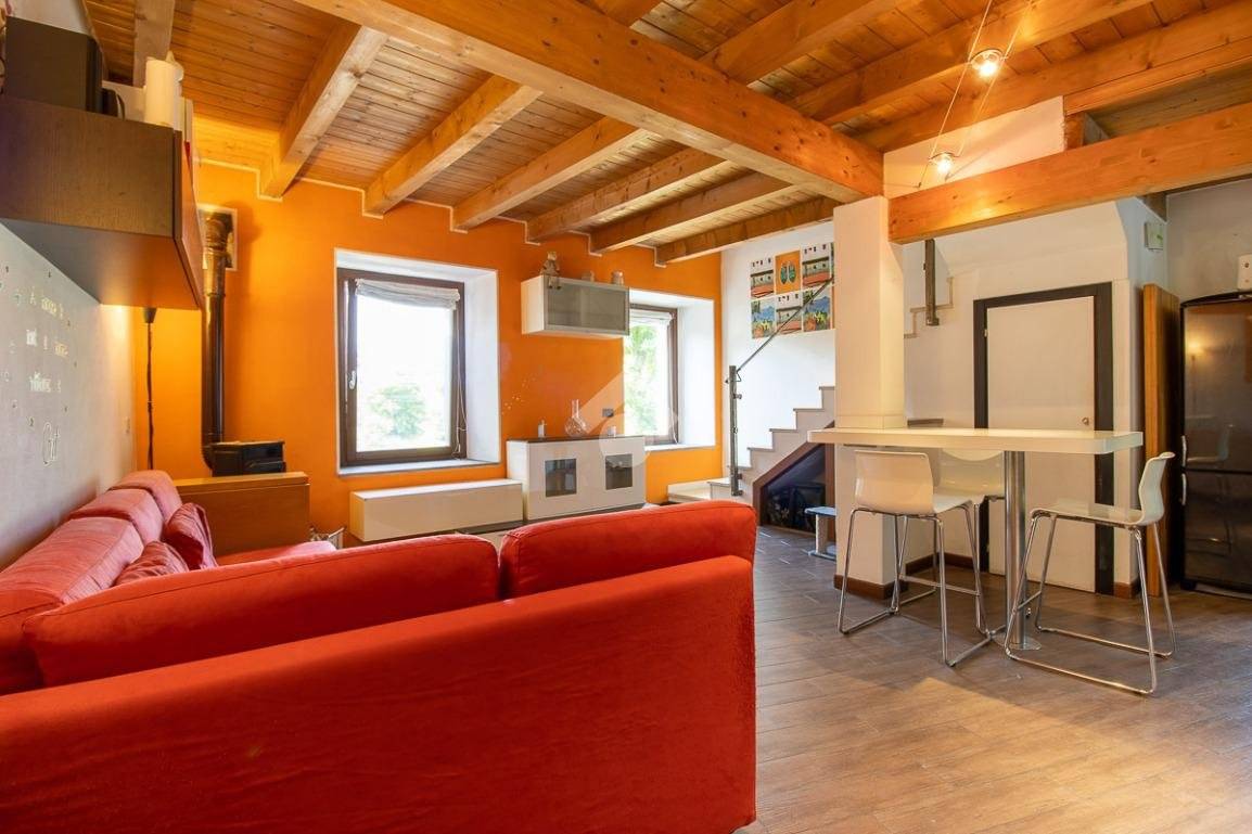 Trilocale Cascina molino frattino 6, Centro, Missaglia