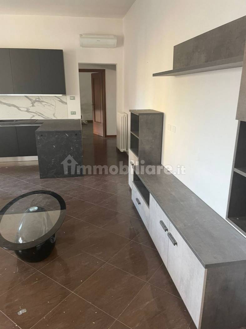 Trilocale via Cesare Battisti, Centro, Carpaneto Piacentino