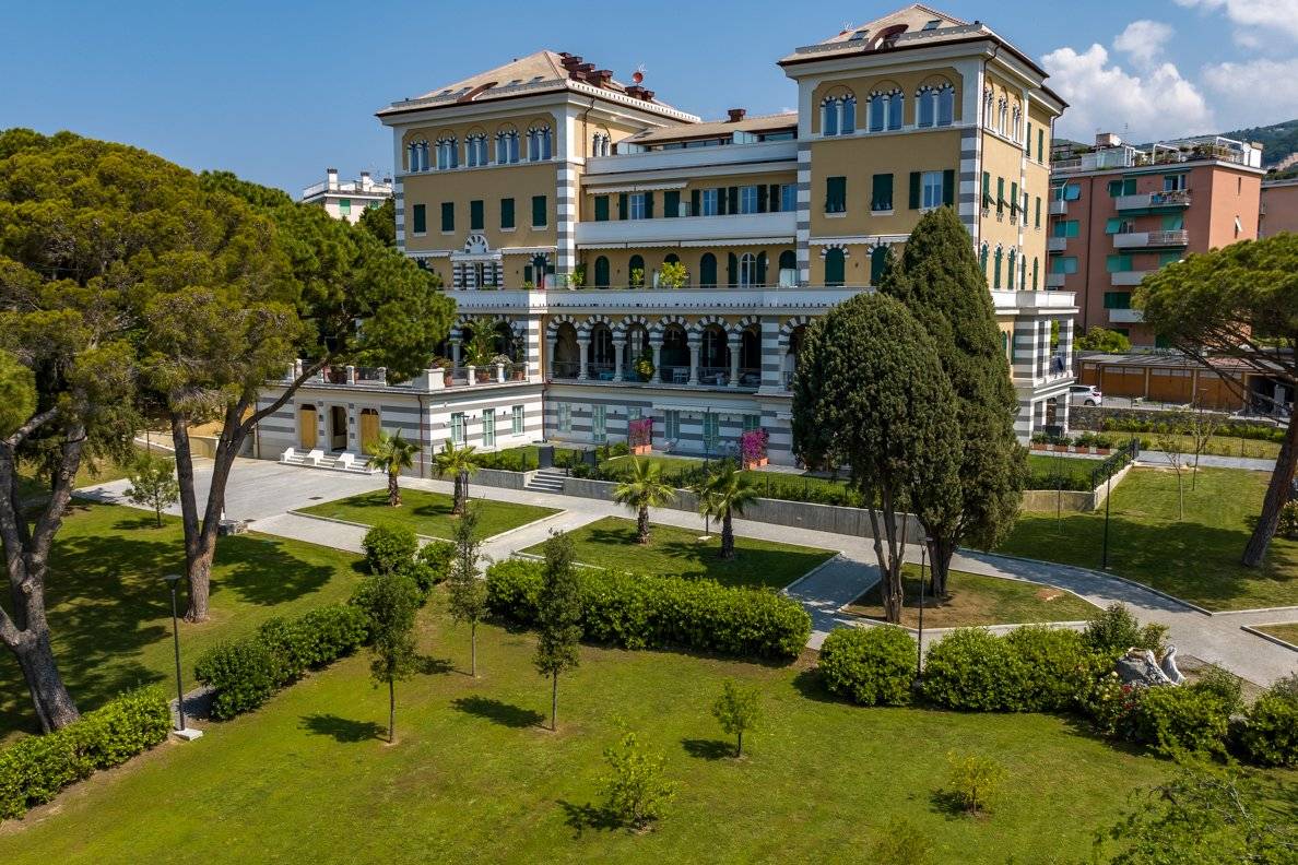 Bilocale via Francesco Nullo, Quarto, Genova