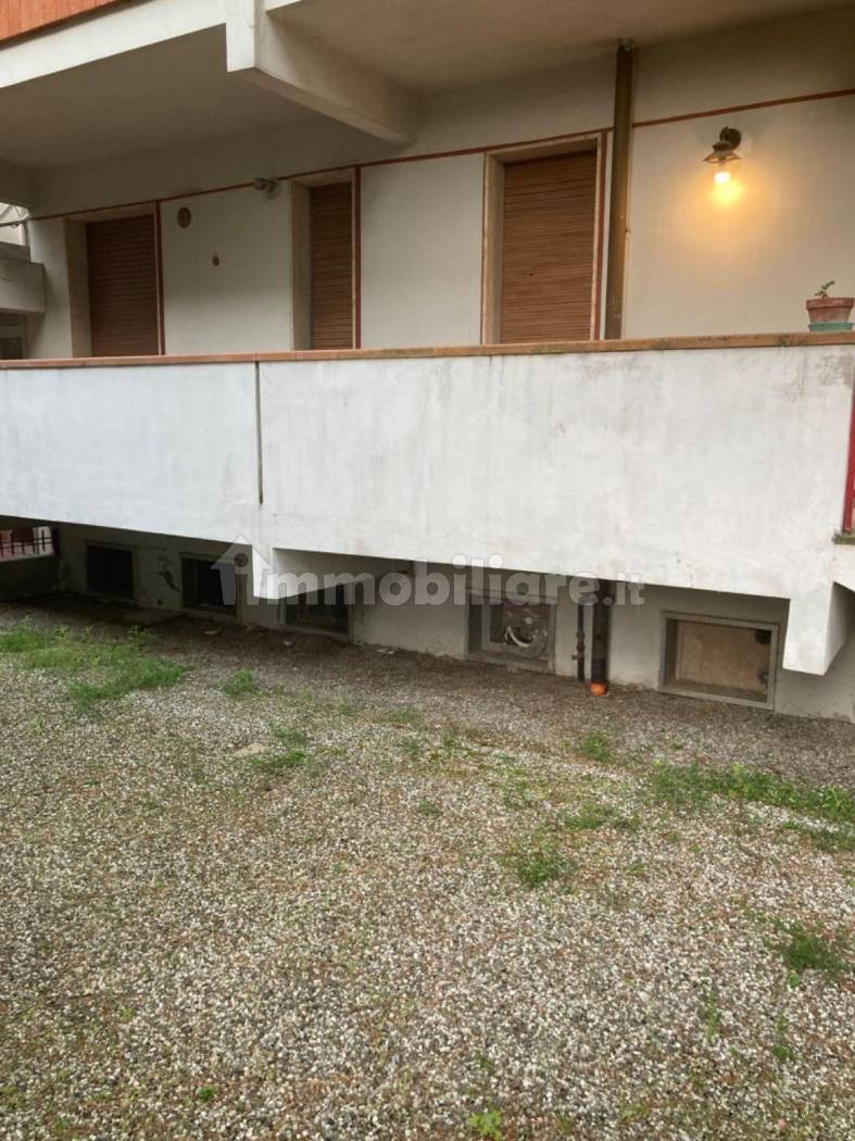 Appartamento via Magliano, Marina di Massa Centro, Massa