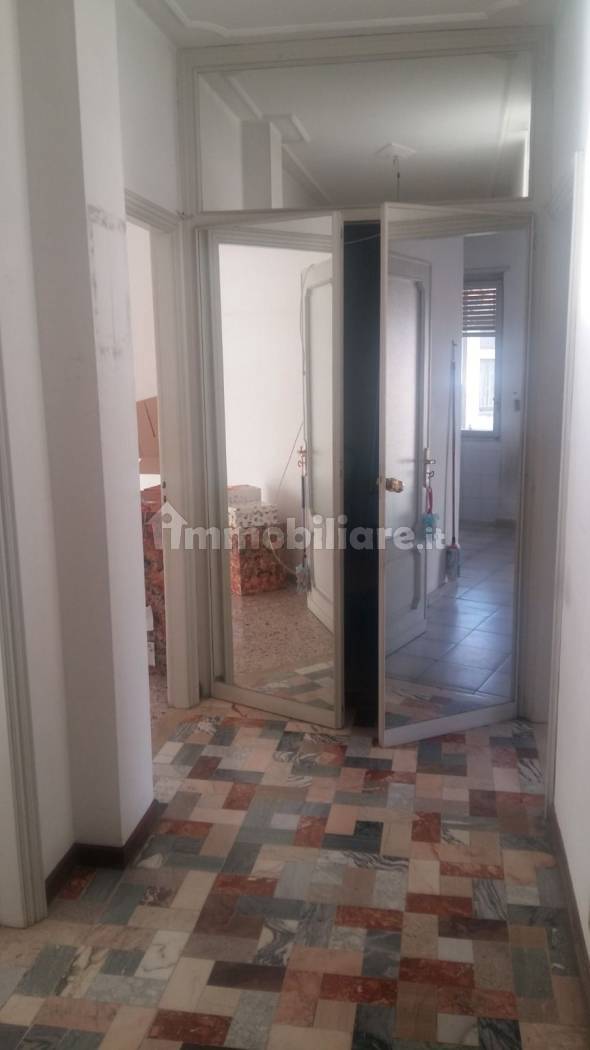 Trilocale via Bibiana, Borgo Vittoria, Torino