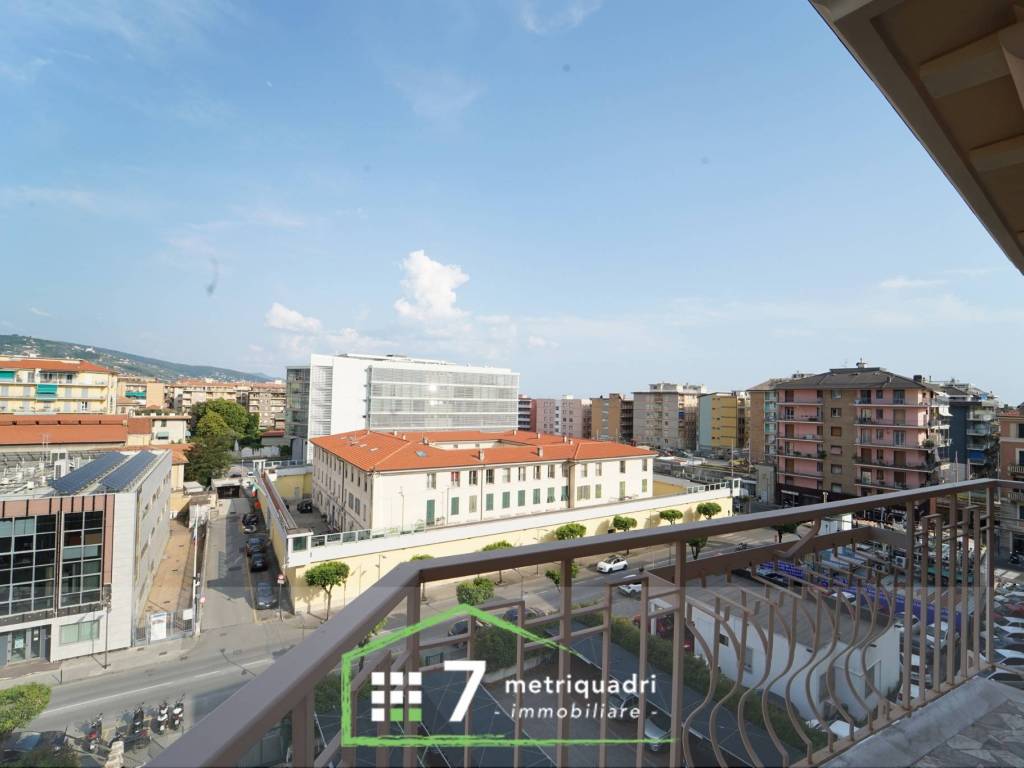Affitto Appartamento in via Jacopo Rocca 38. Chiavari. Ottimo stato ...