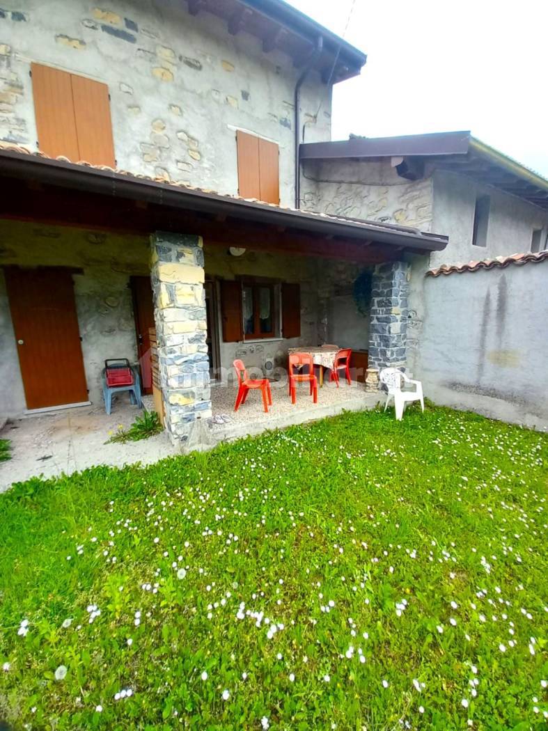 Bilocale Località Bruga Alta, Morterone