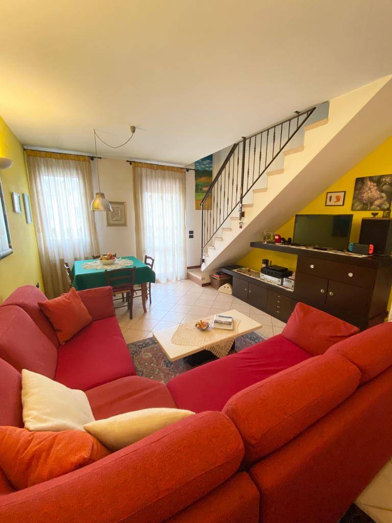 Appartamento buono stato, secondo piano, Centro, San Tommaso, Albignasego