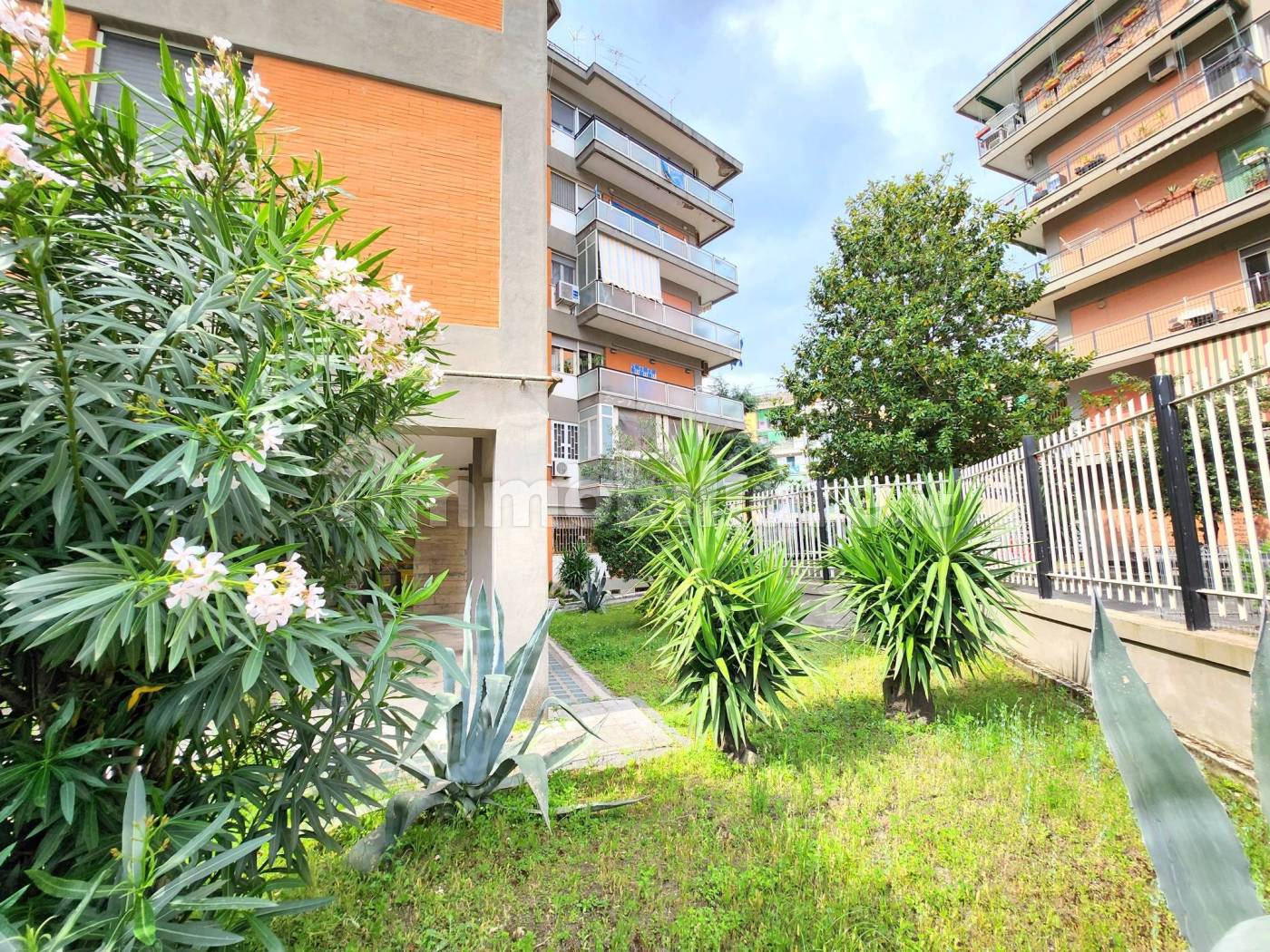 Quadrilocale viale Ernest Hemingway 75, Ponticelli, Napoli