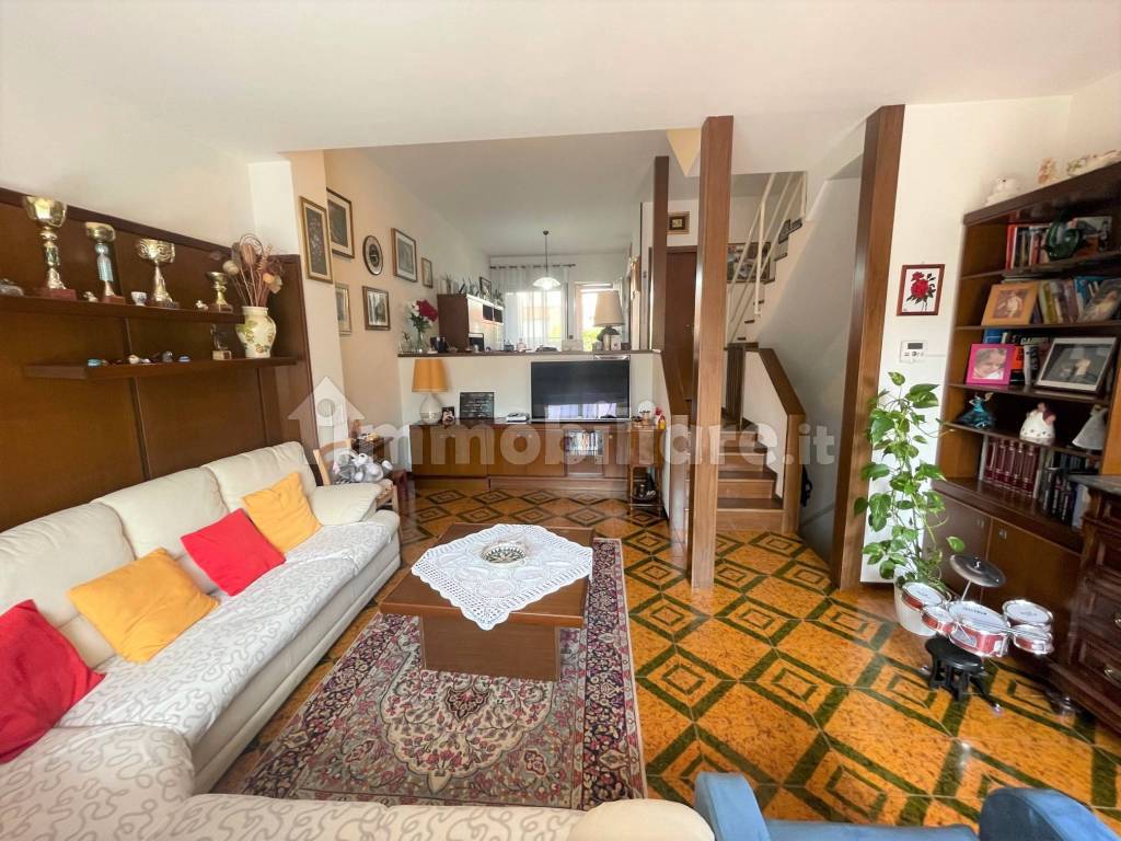 Vendita Villa a schiera in viale della Resistenza Pianoro. Buono stato ...