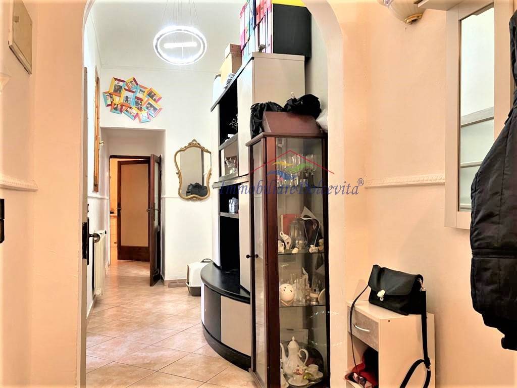 Vendita Appartamento Firenze. Quadrilocale in via dei Canacci. Buono ...