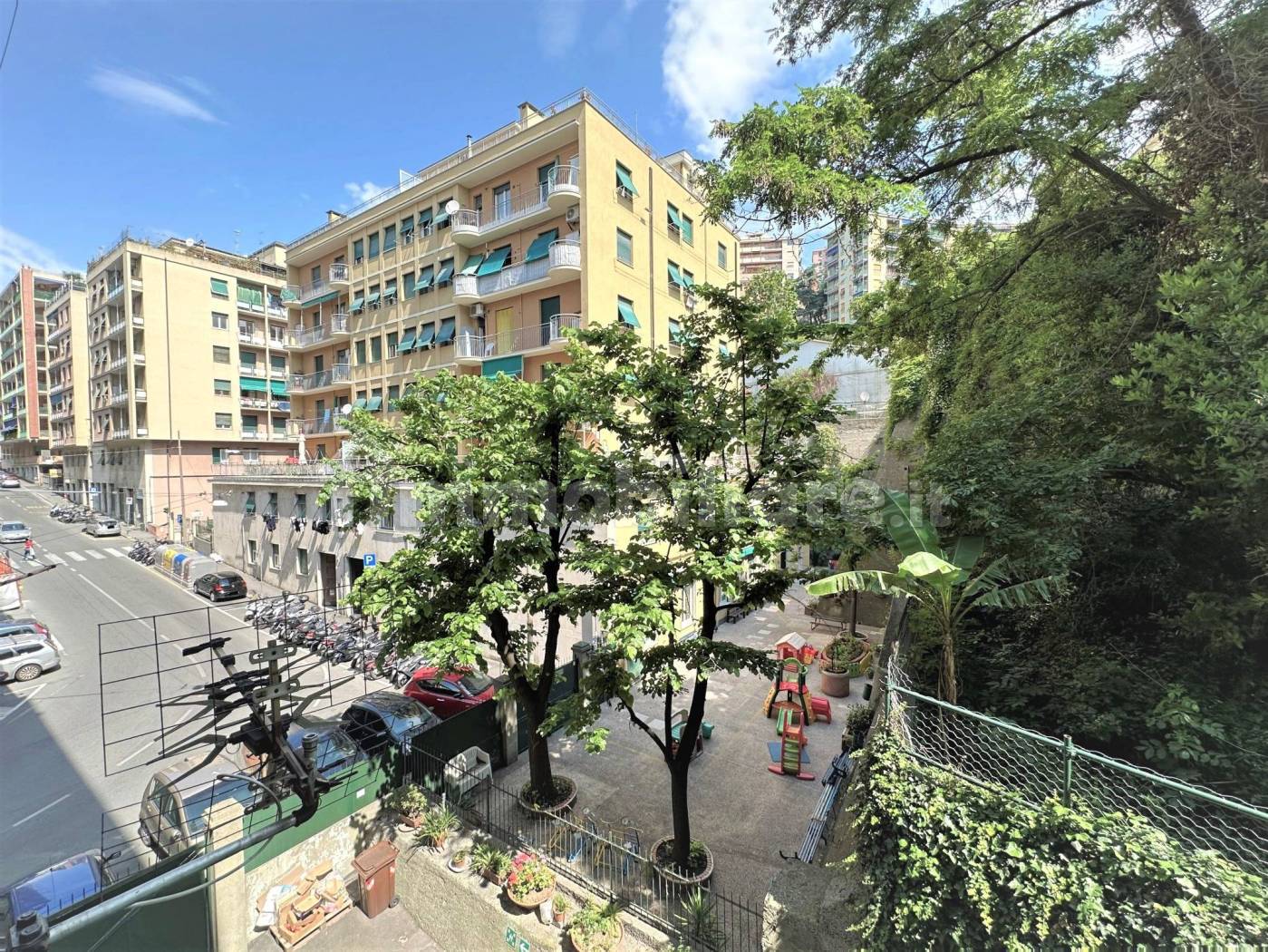 Trilocale viale Virginia Centurione Bracelli 1, Marassi, Genova