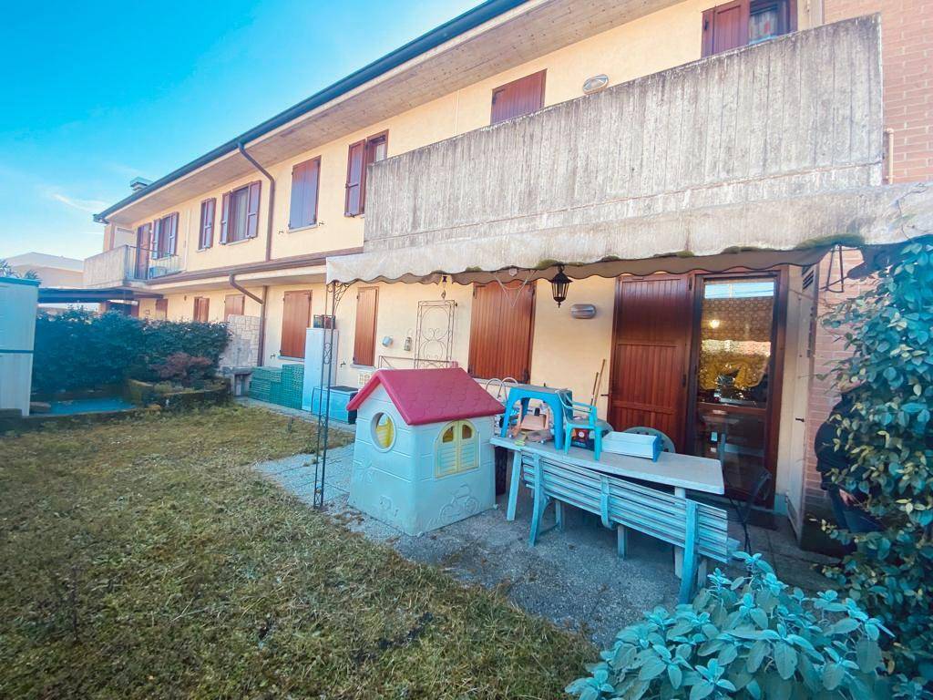 Quadrilocale via Seriate, Brusaporto