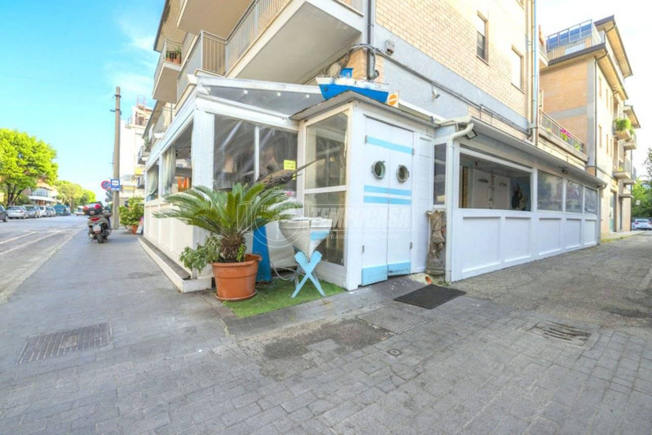 Locale commerciale in Vendita