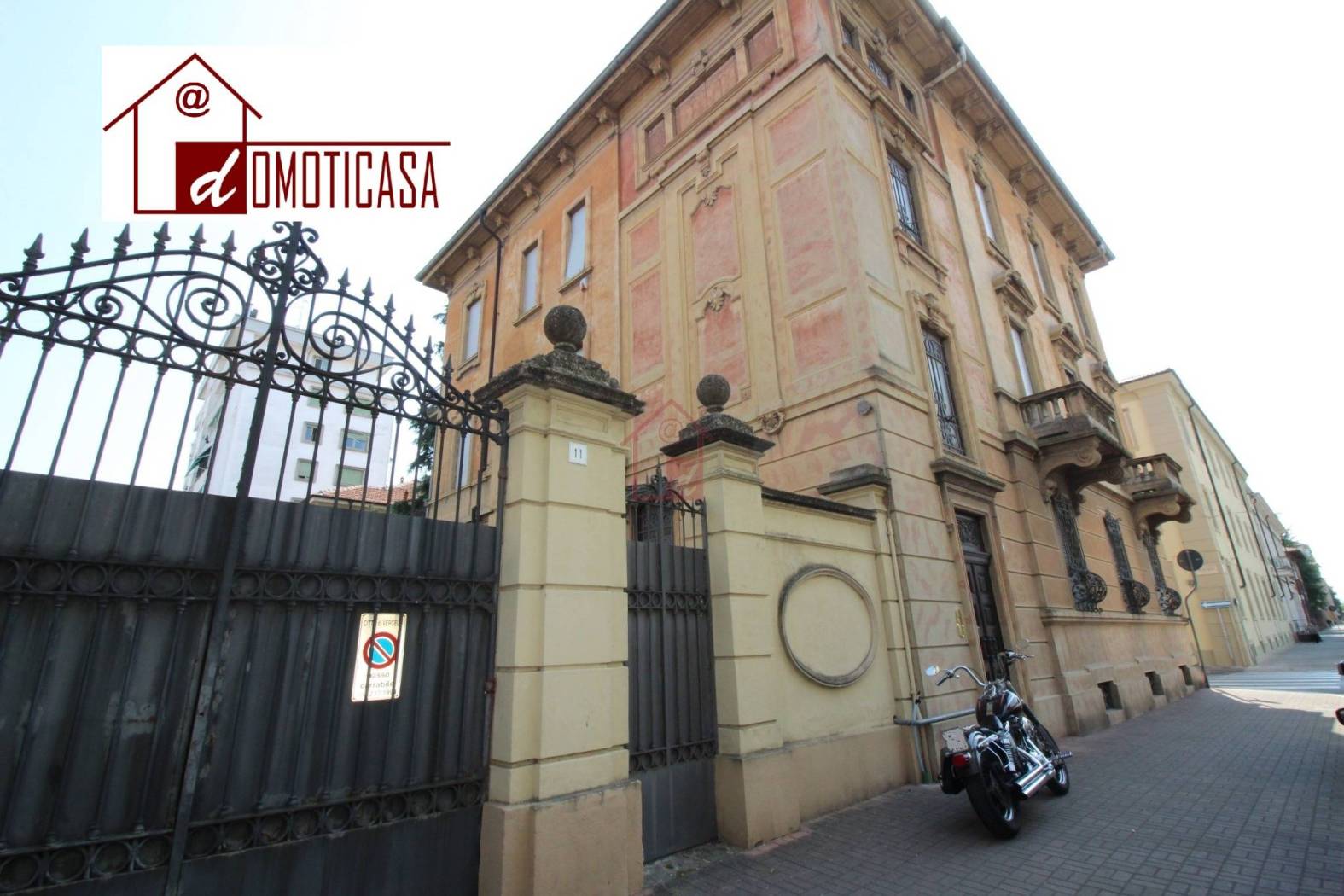 Appartamento via degli Oldoni 13, Centro, Vercelli