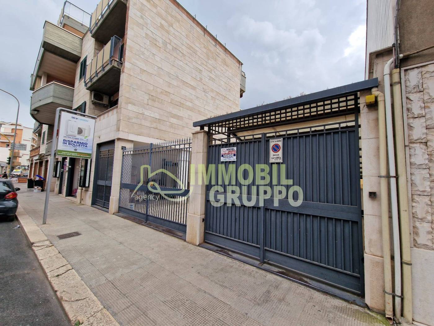 Posto auto - moto in Vendita