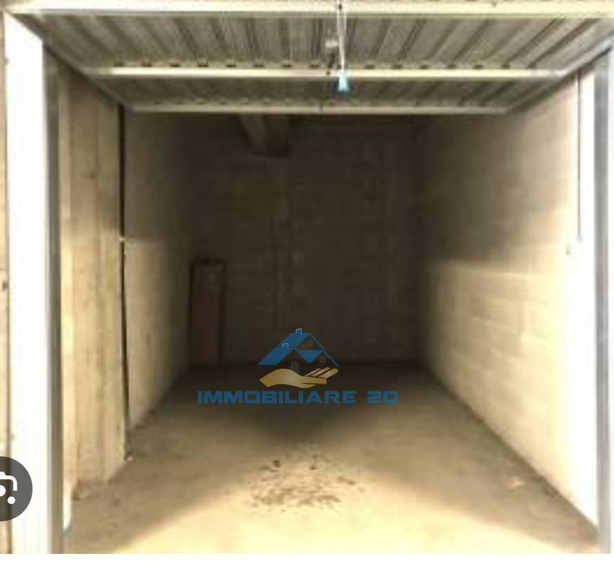 Garage - Box in Vendita