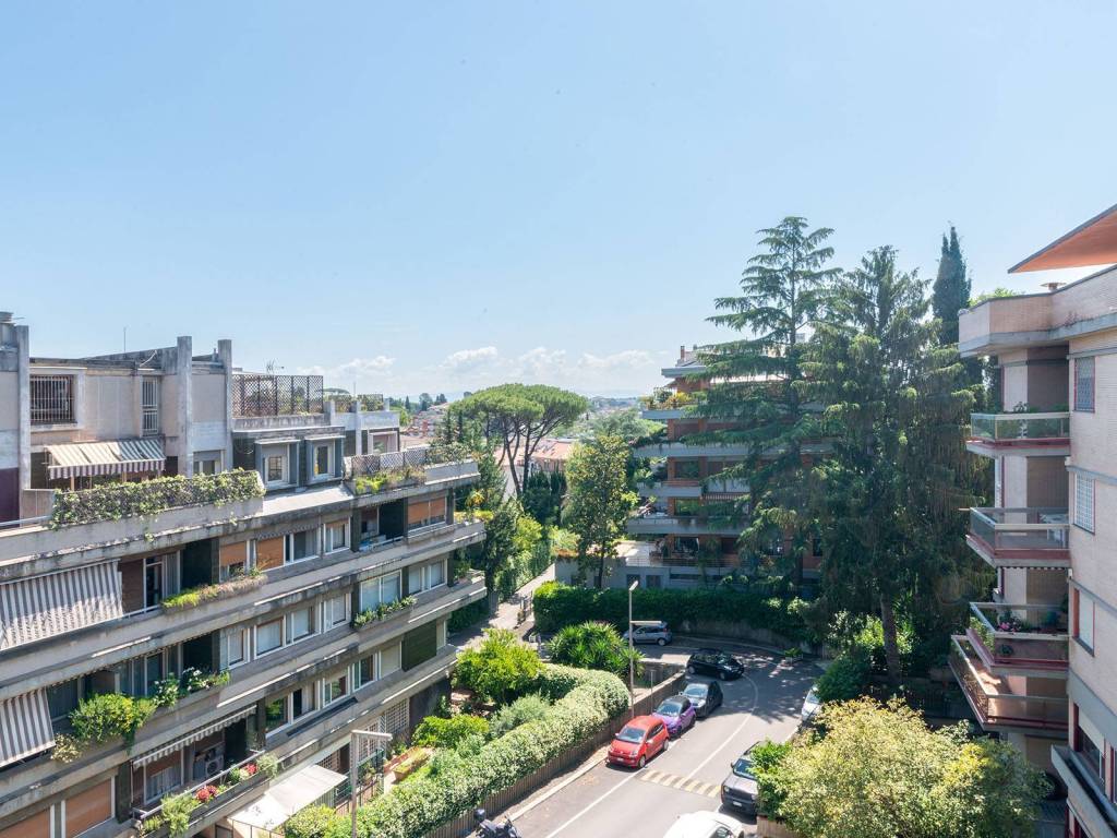 Vendita Appartamento in via Dei Colli Della Farnesina. Roma. Da ...