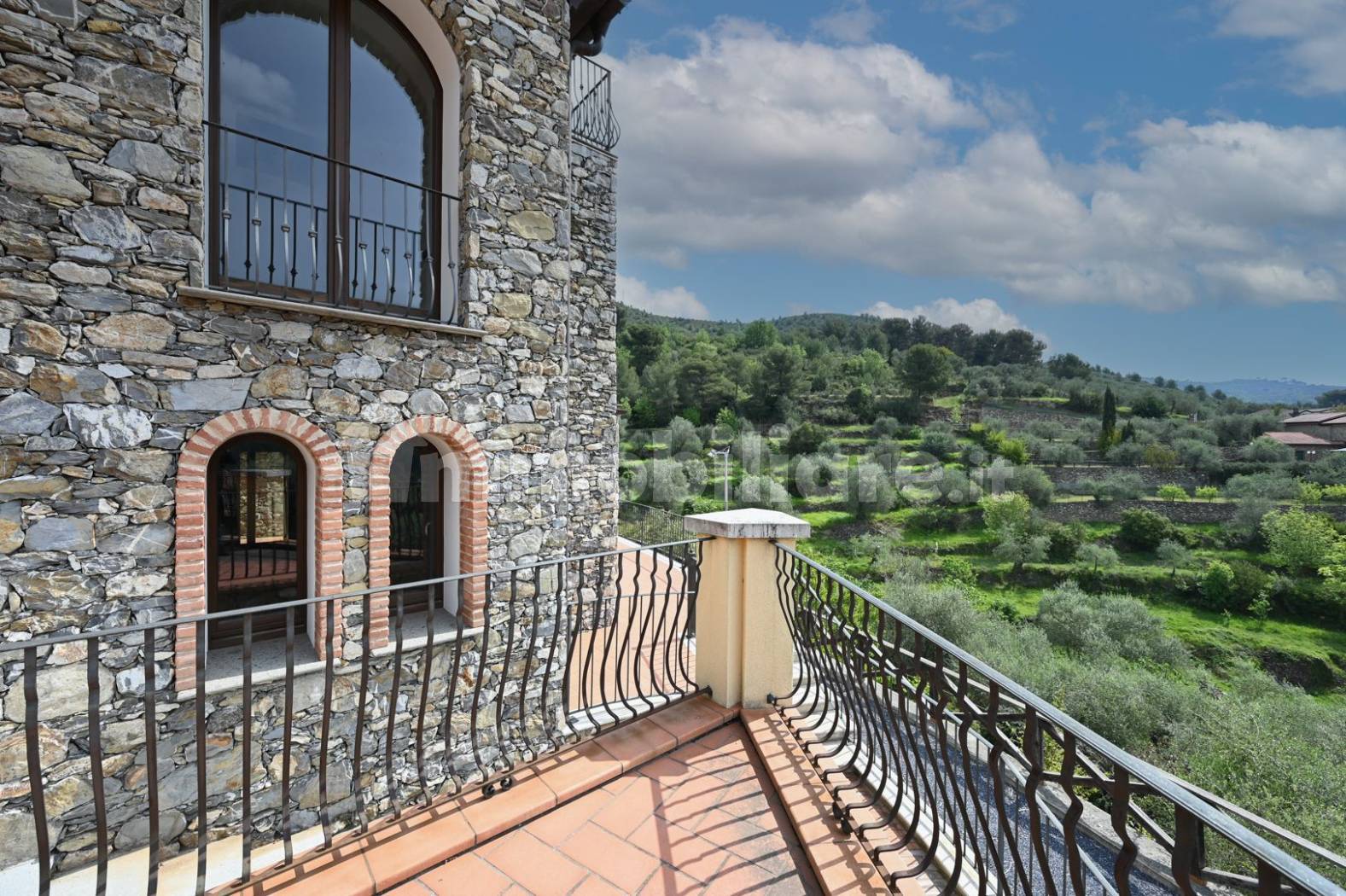 Trilocale Località Costa d'Agosti, Andora