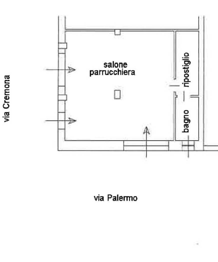 Locale commerciale in Vendita