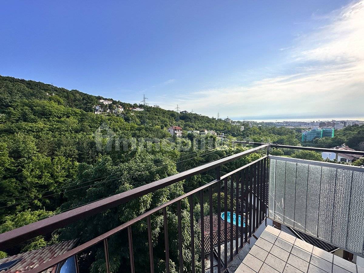 Trilocale Strada di Rozzol 115/1, San Luigi - Rozzol, Trieste