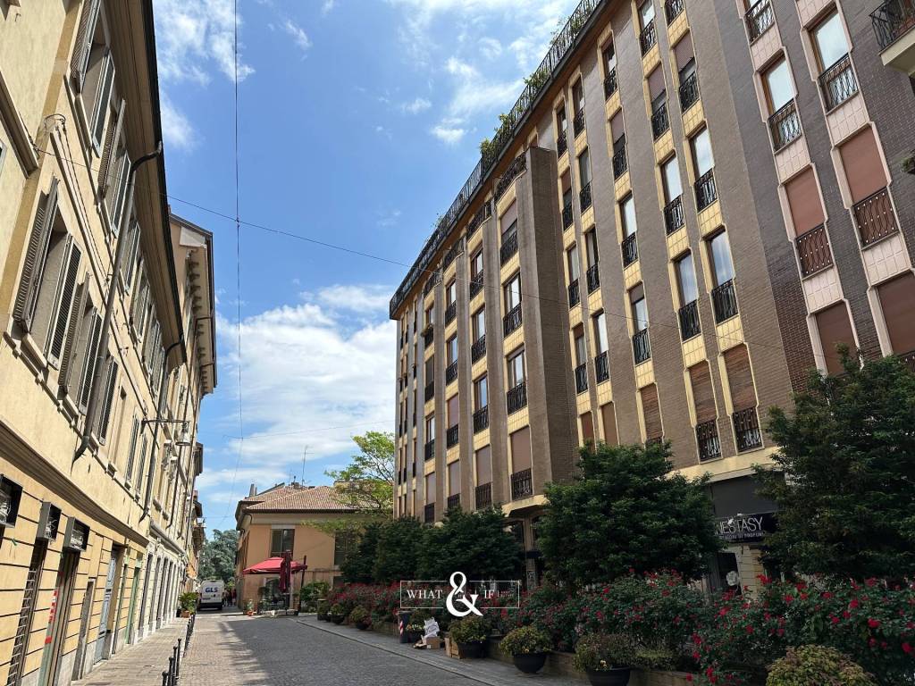 Vendita Appartamento in via Padre Reginaldo Giuliani 10. Monza, rif ...