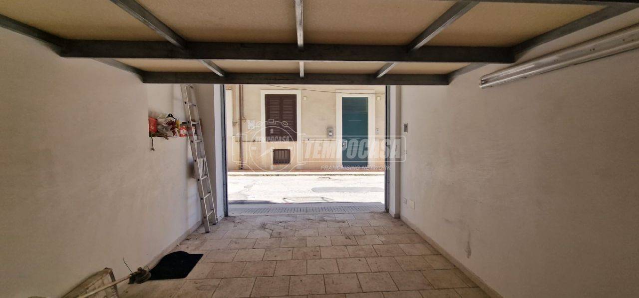 Garage - Box in Vendita