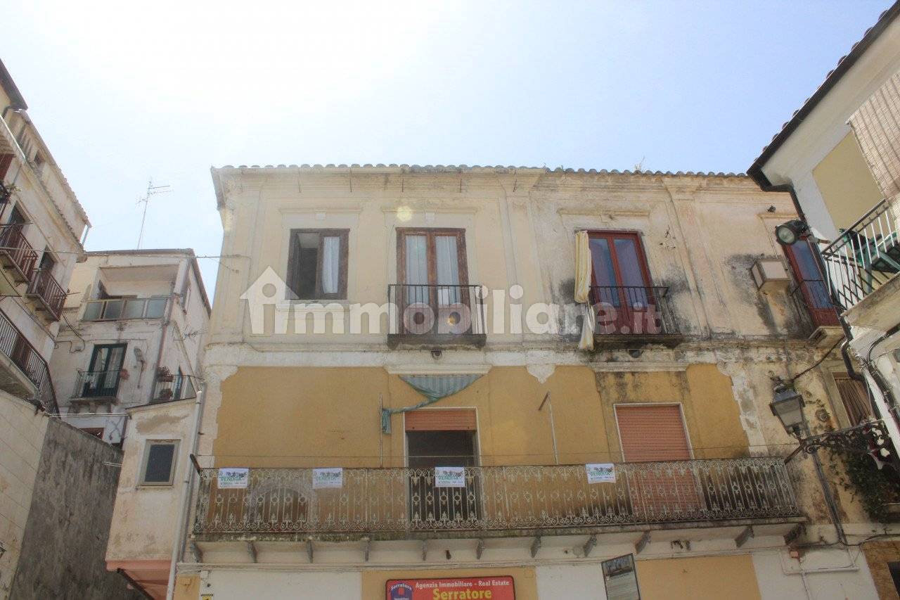 Quadrilocale via Mulini, Centro, Pizzo