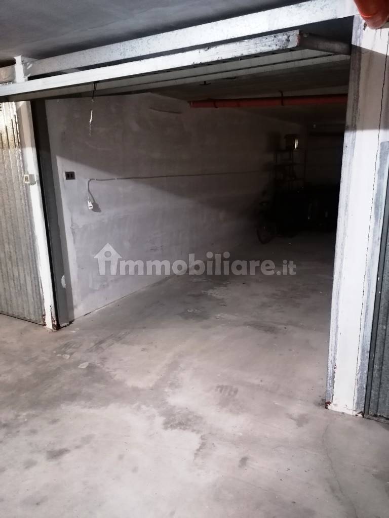 Garage - Box in Vendita