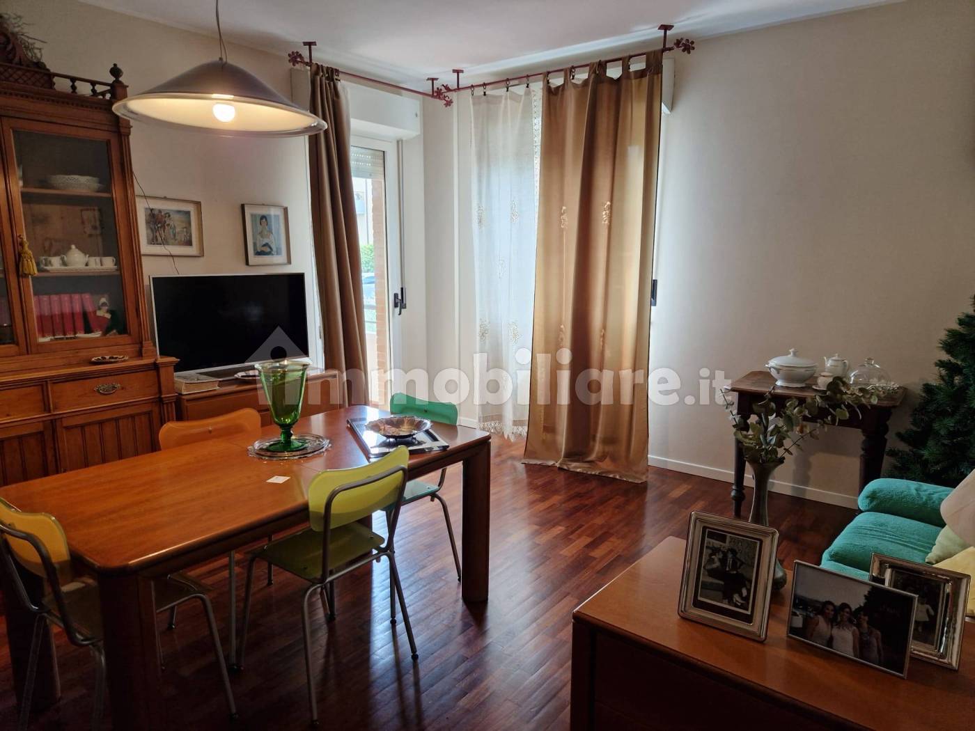 Appartamento ottimo stato, primo piano, Villa Ceccolini, Pesaro