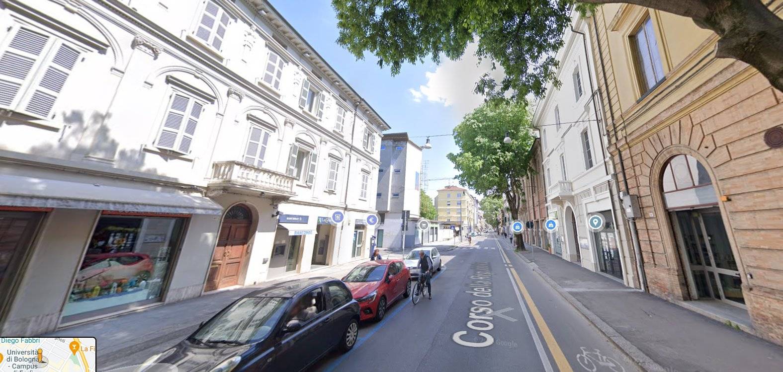 Negozio di Ricambi e accessori in Vendita