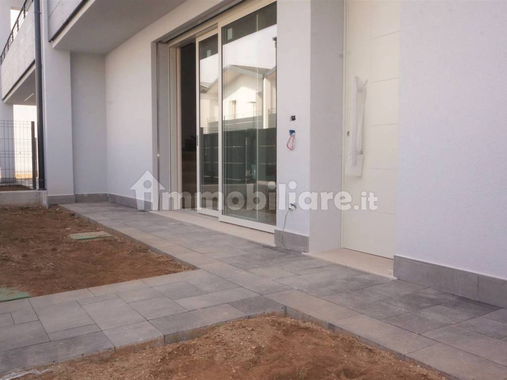 Vendita Villa bifamiliare in via Dante Casirate d'Adda. Nuova, posto ...