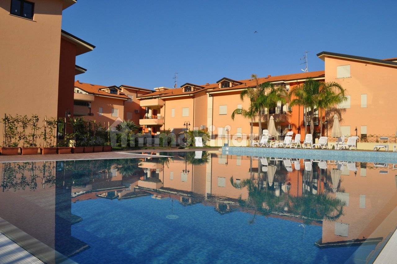 Trilocale Località Marinella, Pizzo