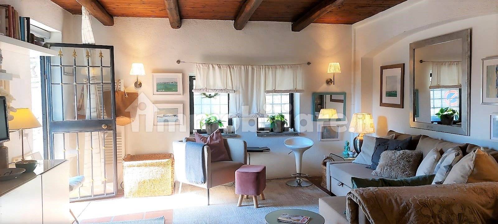 Monolocale ottimo stato, piano rialzato, Bassano in Teverina