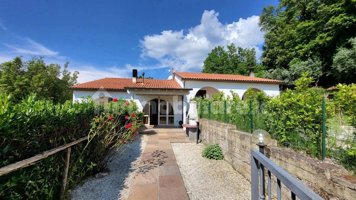 Trilocale Strada Provinciale del Commercio 13, Riparbella