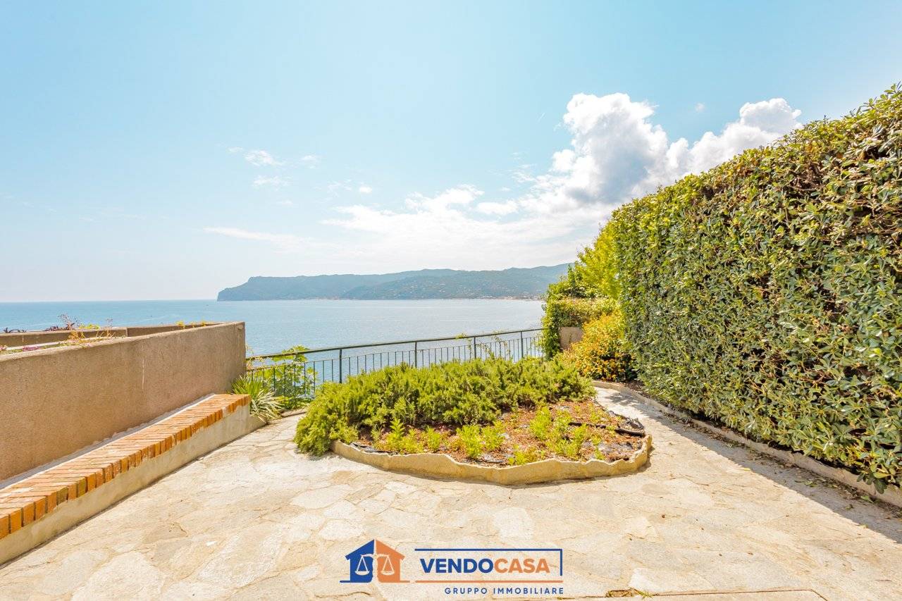 Appartamento via Maè, Bergeggi