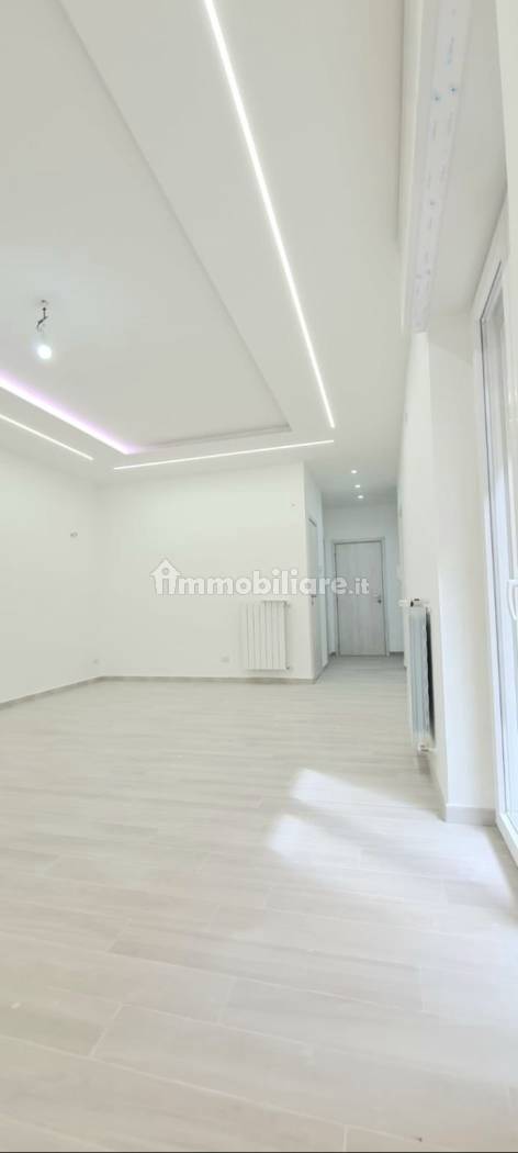Trilocale via Benedetto Croce 28, Bisceglie