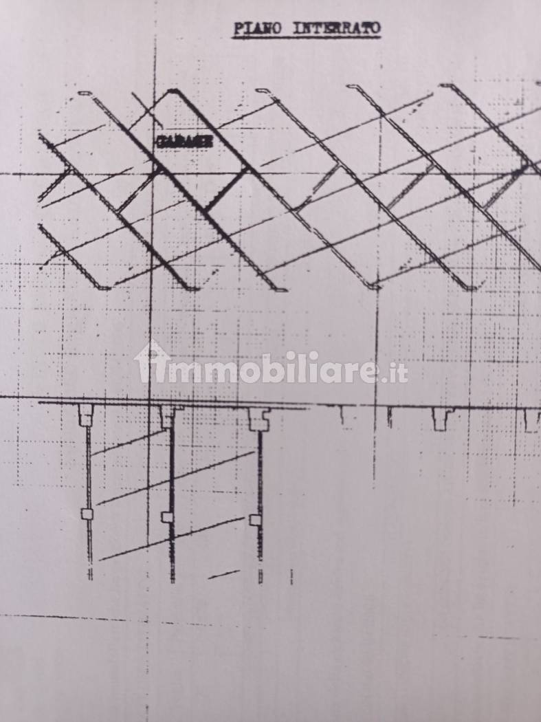 Garage - Box in Vendita