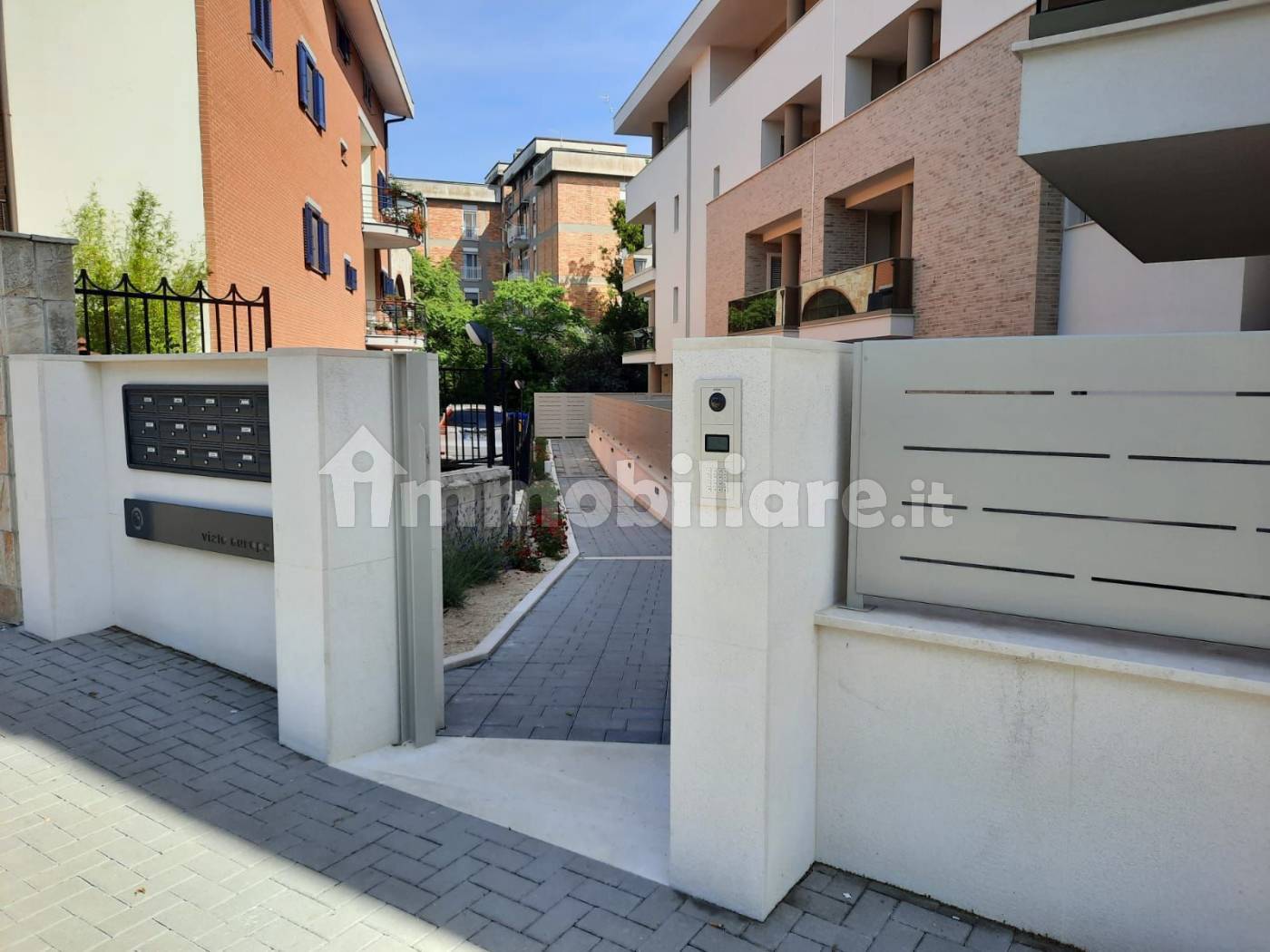 Trilocale viale Europa 2, Centro, Matera