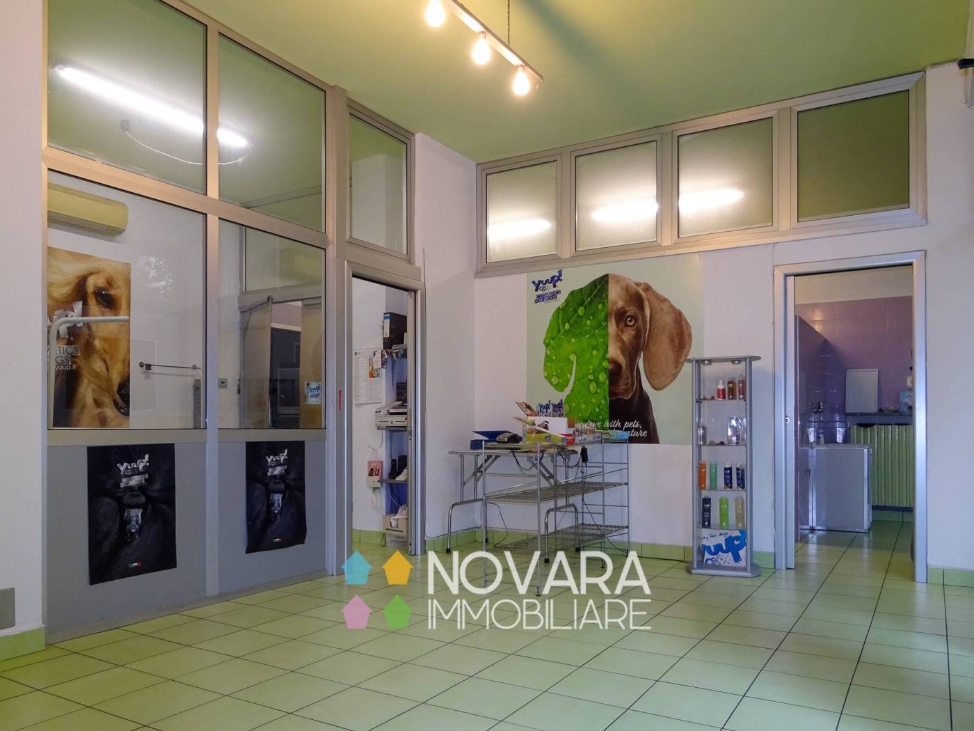 Locale commerciale in Vendita