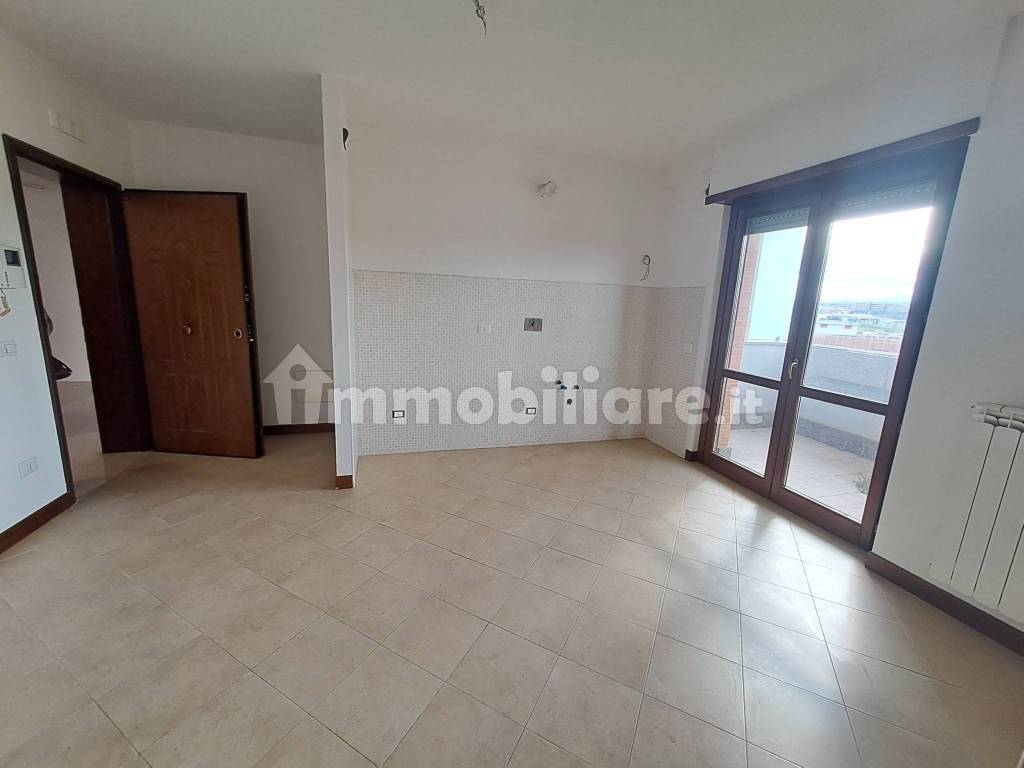 Vendita Appartamento Roma. Bilocale in via Luigi Crocco. Ottimo stato ...