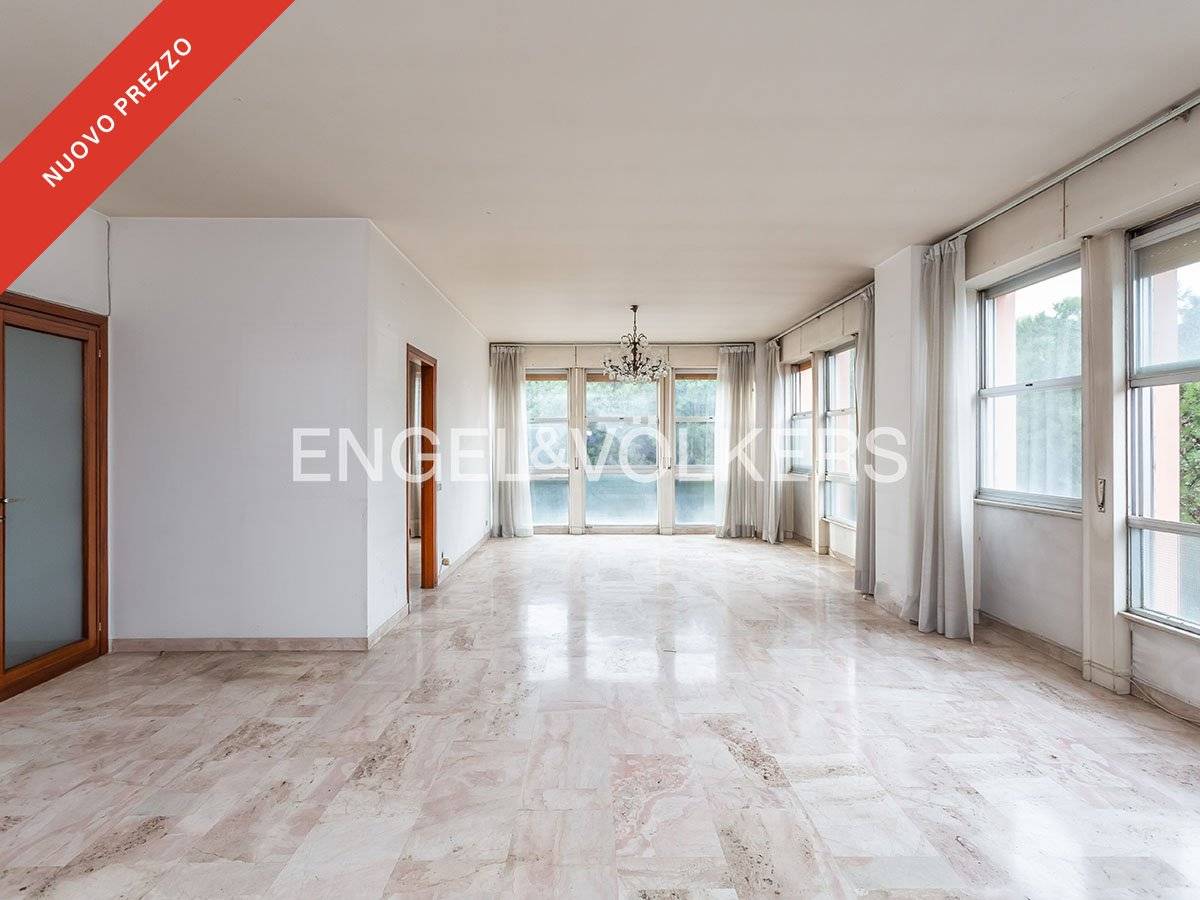 Appartamento via del Caucaso, Eur, Roma
