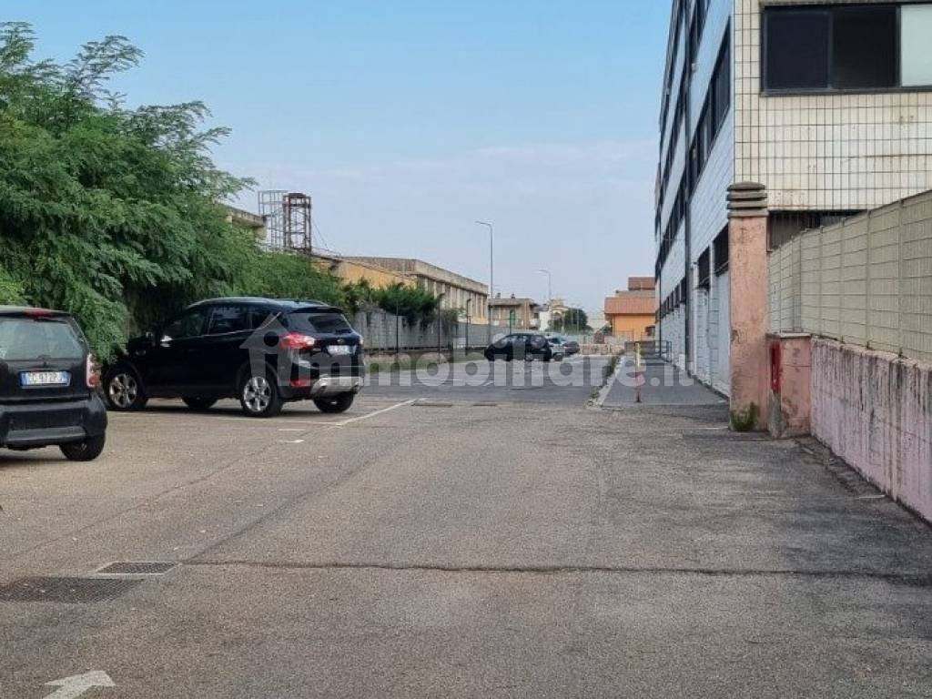 Ufficio - Studio via dei Castelli Romani, Pomezia, Rif. 103889729 ...