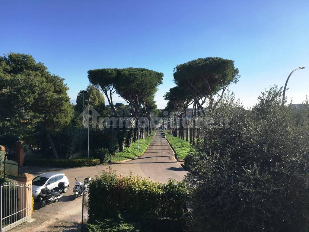 Laboratorio via della Bufalotta 663, Roma, Rif. 103892243 - Immobiliare.it