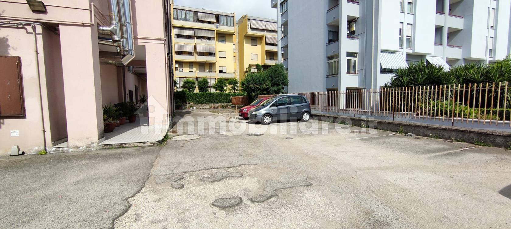 Posto auto - moto in Vendita