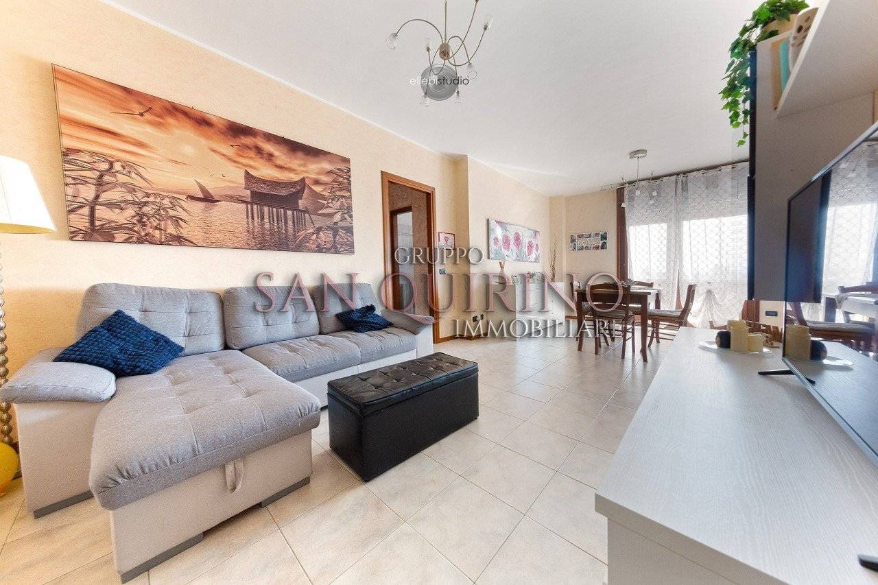 Trilocale via Gelsomini 5, Centro, Correggio