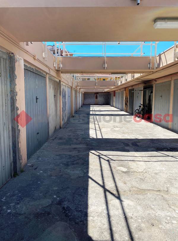 Garage - Box in Vendita