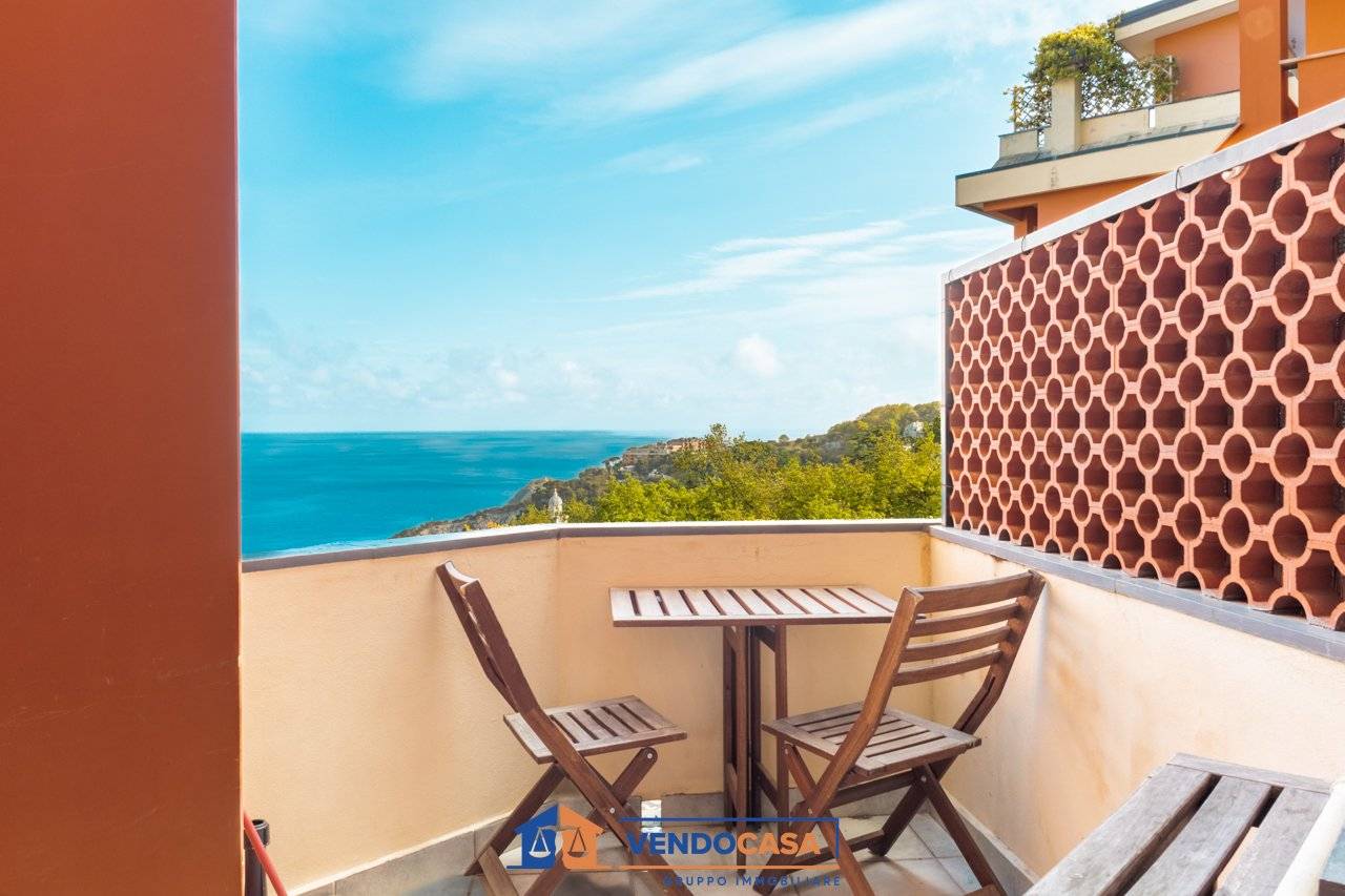 Trilocale via de Negri 8, Bergeggi