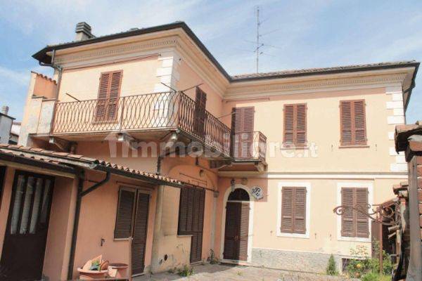 Vendita Terratetto unifamiliare in via Dottor Cesare Sassi Gropello ...