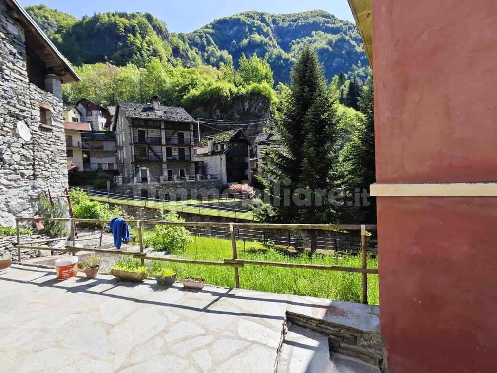 Palazzo - Edificio Strada Provinciale Valsermenza 64, Boccioleto, Rif ...