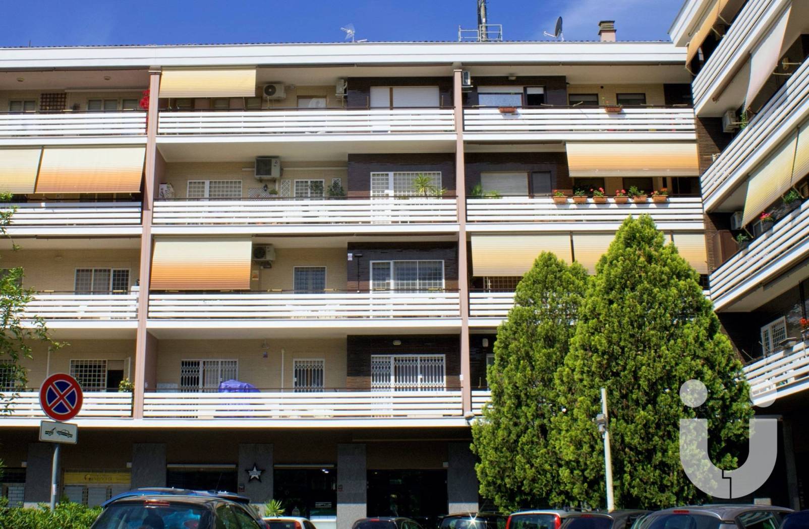 Trilocale via Alberto Litta Modignani, Mostacciano, Roma