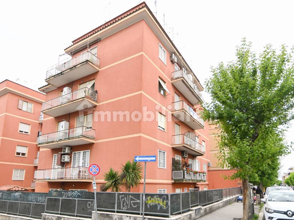 Vendita Appartamento Roma. Trilocale in via Marcello Provenzale 117 ...